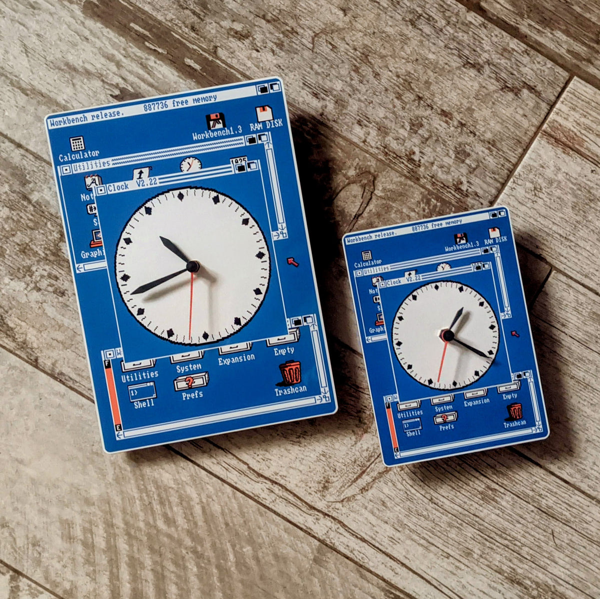 Amiga Workbench desktop small desk / wall clock – Retrofied